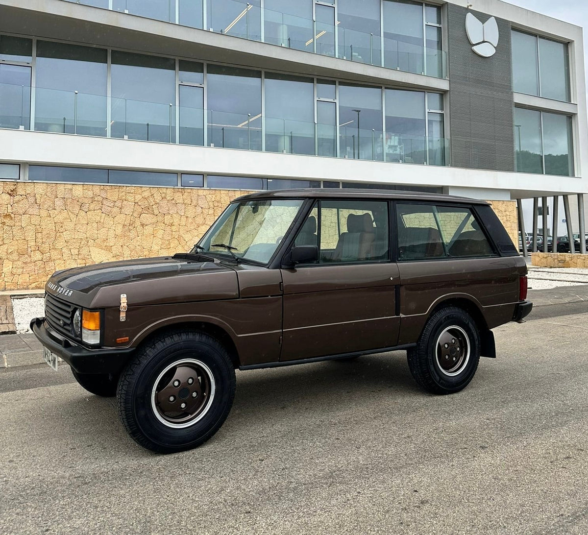 1992 Cairngorm Brown 2-Door 3.9L V8 Manual – Stray Dog Classics